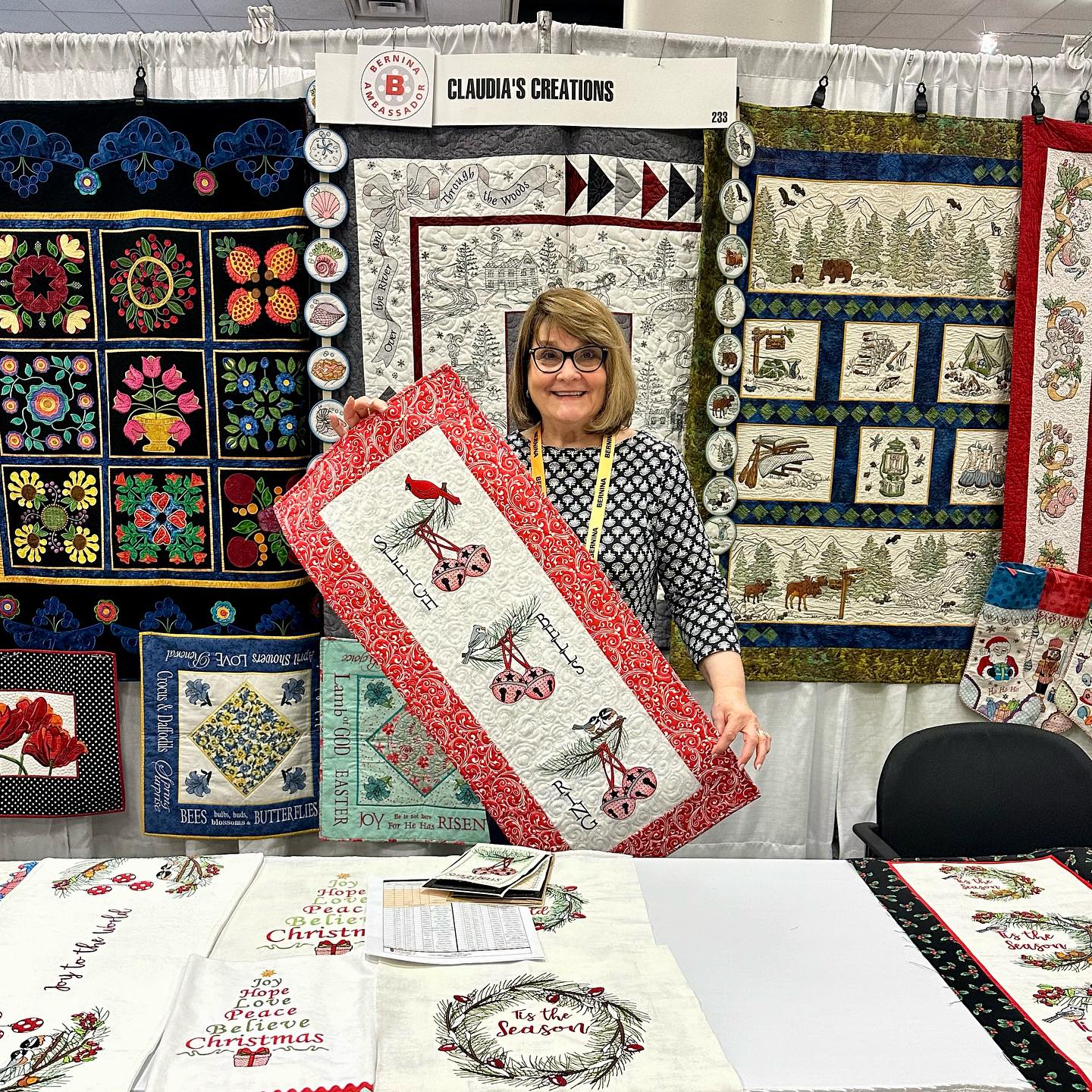 Design a Block Christmas Embroidery Collection