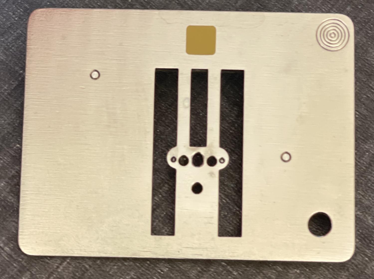 STITCH PLATE PUNCH 830NG