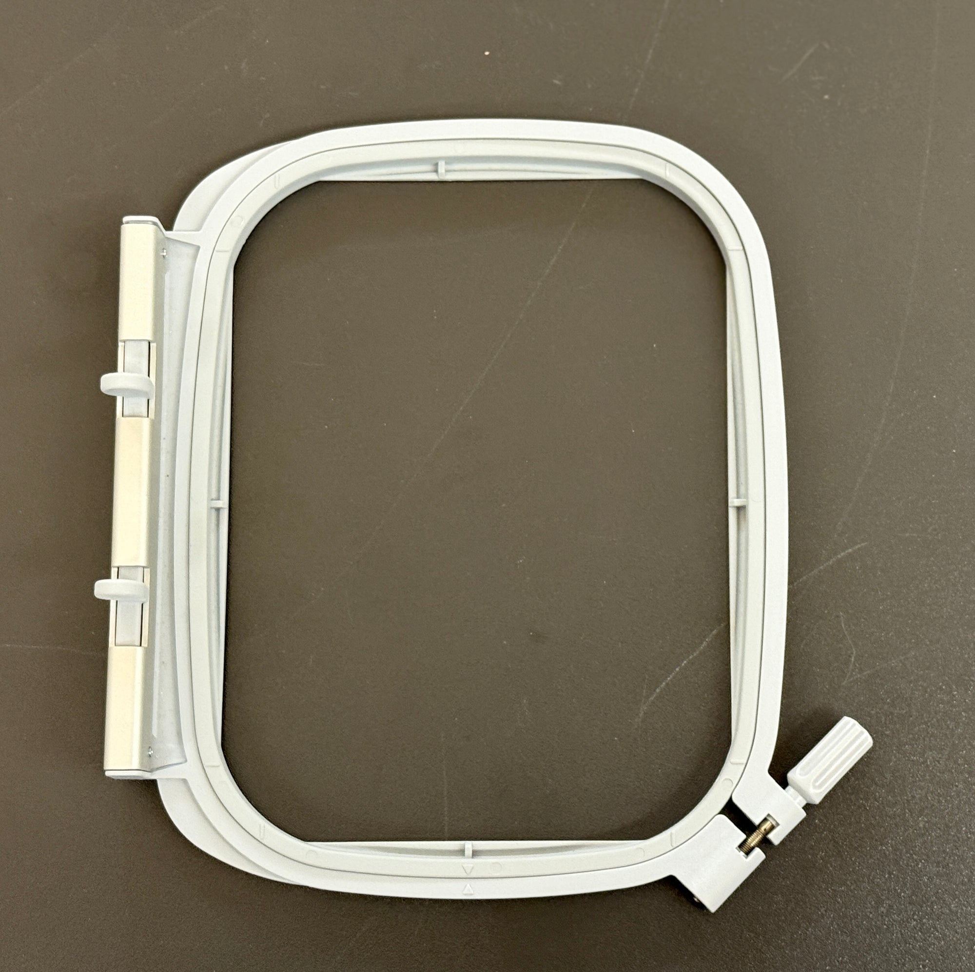 Medium Hoop BERNINA No Template-USED Accessory